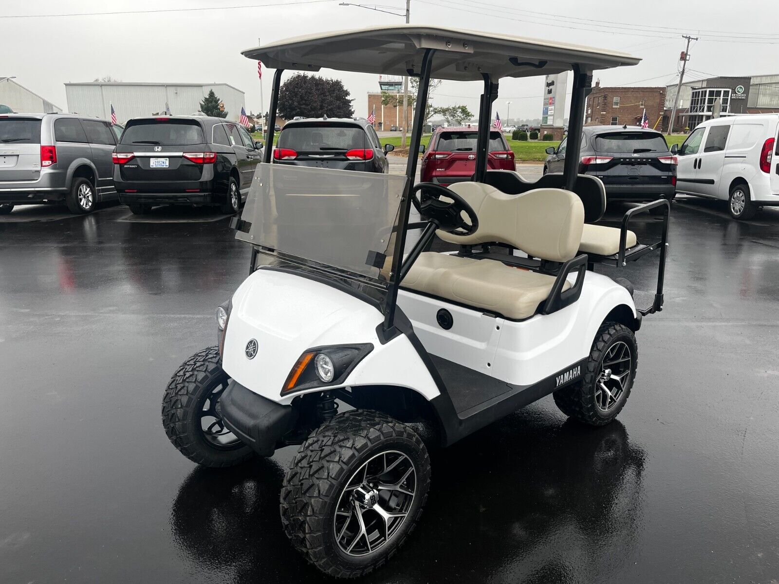 2020 Yamaha golf cart [fully reconditioned] for sale